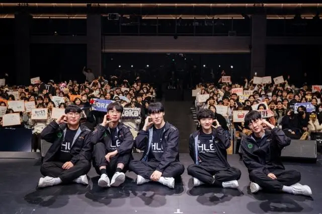 [韩网翻译]HLE：将持续投资，打造中长期能取得好成绩的队伍-英雄联盟丨LPL-虎扑社区