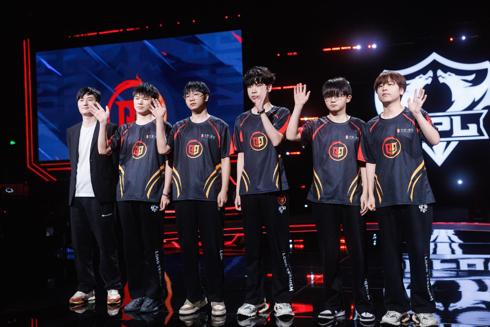 两支KPL战队同一天翻车，DRG零封WB领跑1组，S组稳了-王者荣耀丨KPL-虎扑社区