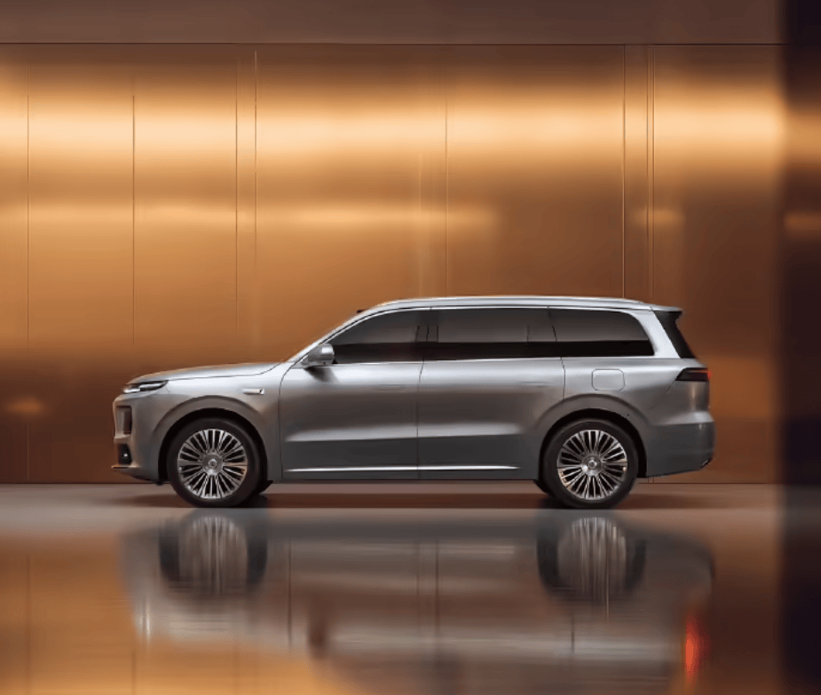 [流言板]零跑D19旗舰SUV液态银车色官图公布，提供纯电版及增程版-汽车-汽车区-虎扑社区